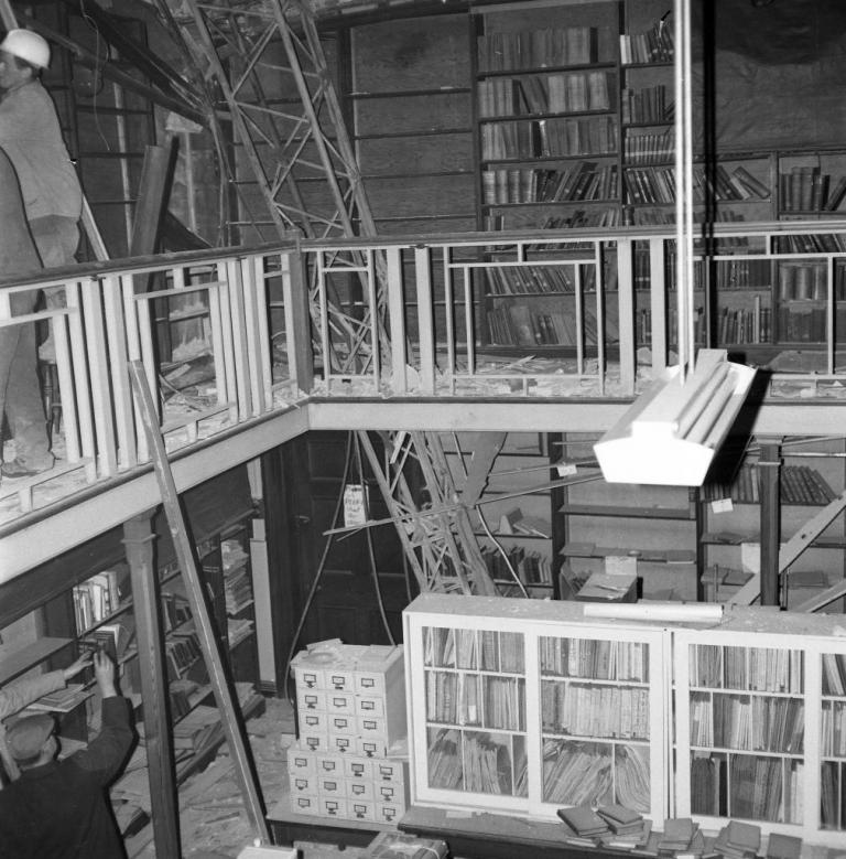 Crane collapses into Kevin Street Library – A Stone's Throw from Kevin ...